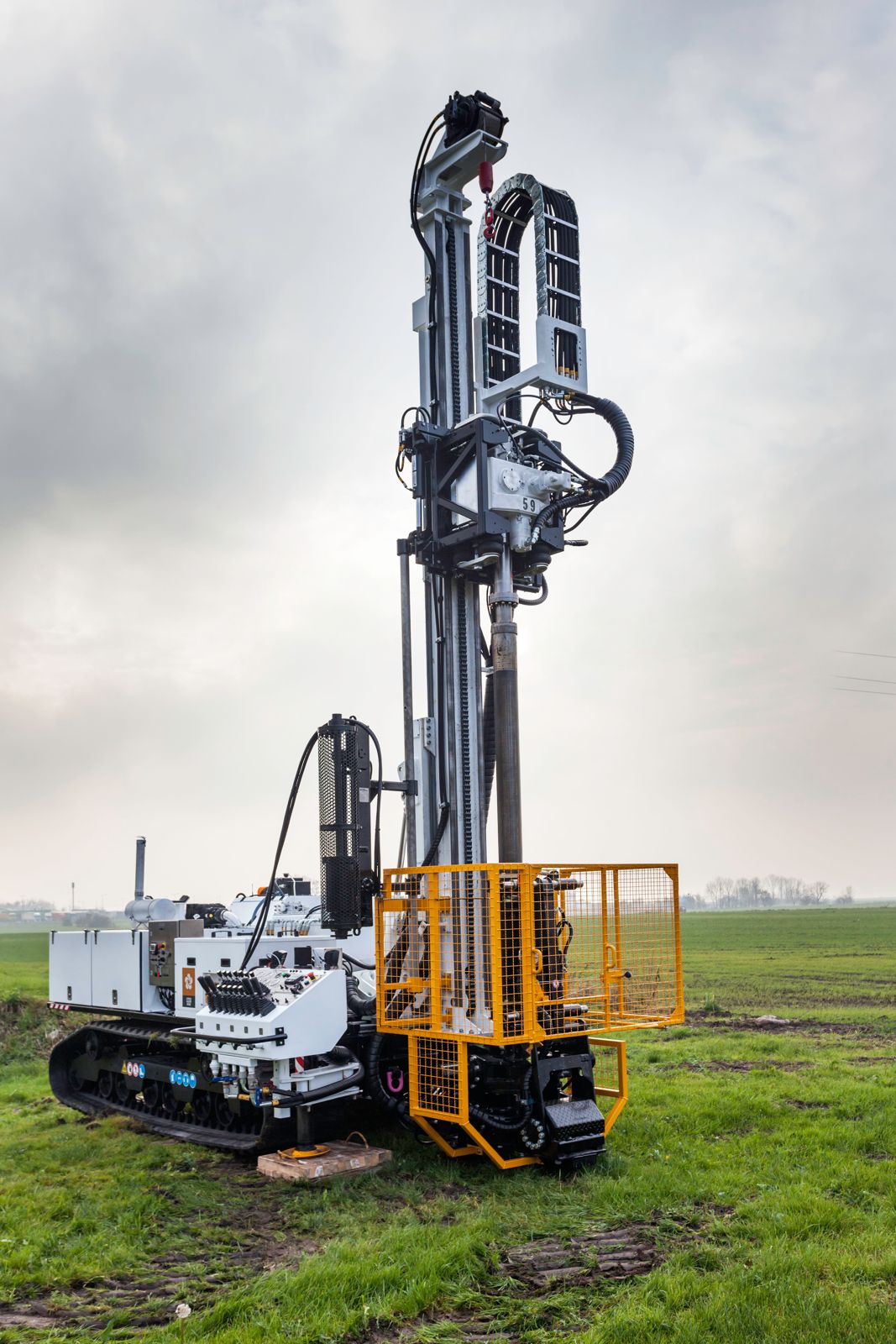 DEWATERING DRILLING RIGS - ALBARIQ Drilling Technologies